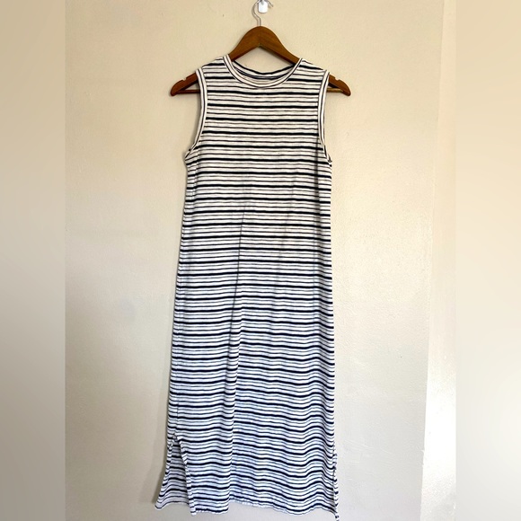 Universal Thread | Dresses | Universal Thread Striped Maxi Dress | Poshmark